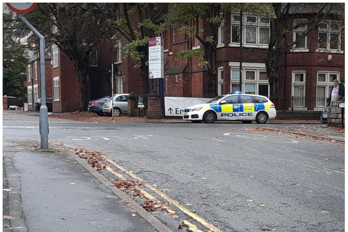 Man Dies After Police And Ambulances Race To Emergency In Doncaster Street
