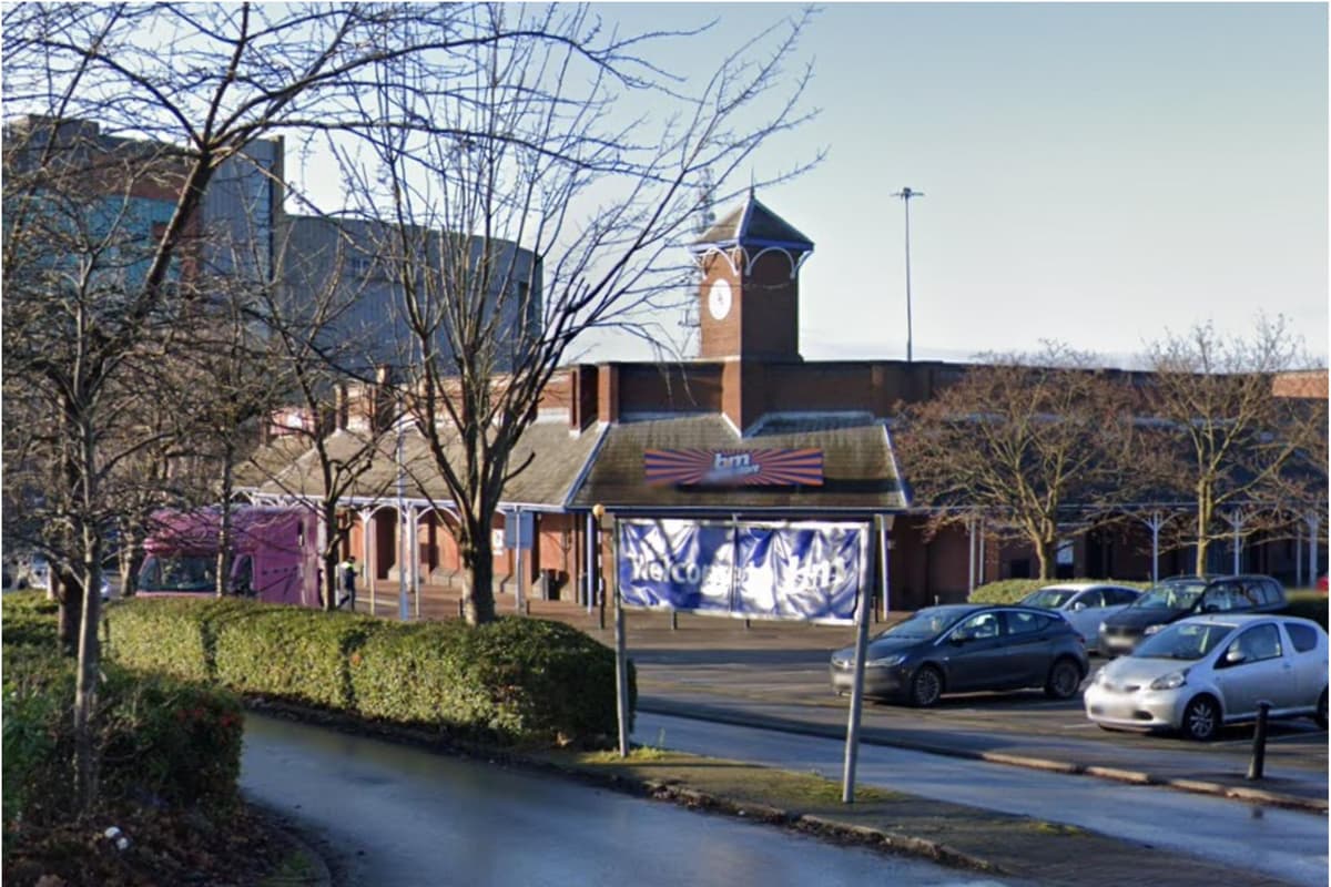 Cannabis Smoking Yobs And Drug Dealer Targeted By Police At Doncaster B